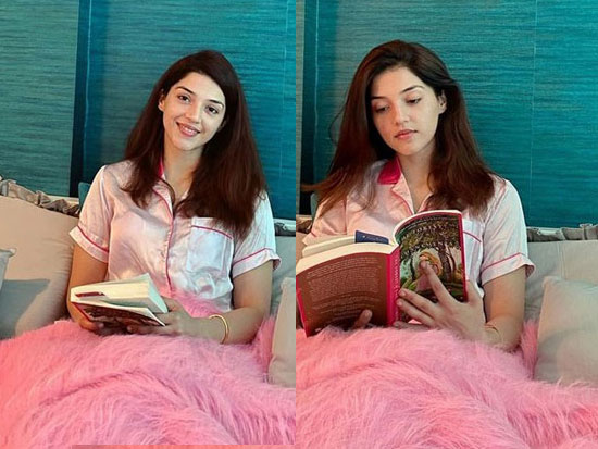 Mehreen Kaur Beautiful Insta clicks