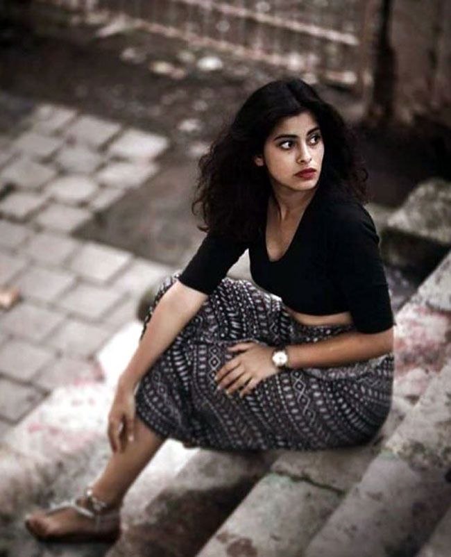 Anisha Victor Latest Photos Collection - Photogallery - Page 1