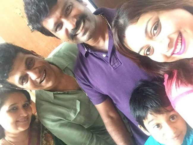 Actress Rakshita With Her Family Photos Album
