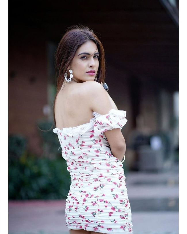 Neha Malik Pics Goes Viral