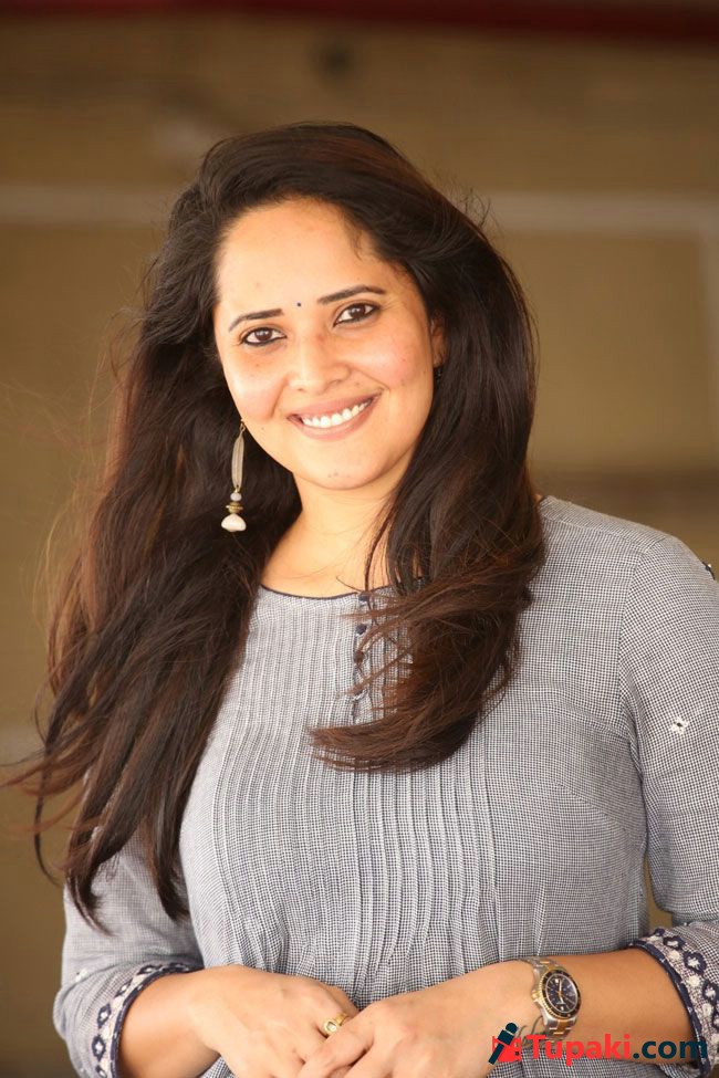Anasuya bharadwaj New HD Images