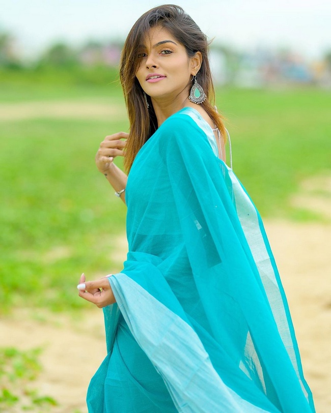 Subalakshmi Rangan is Awesome Looks In a Saree