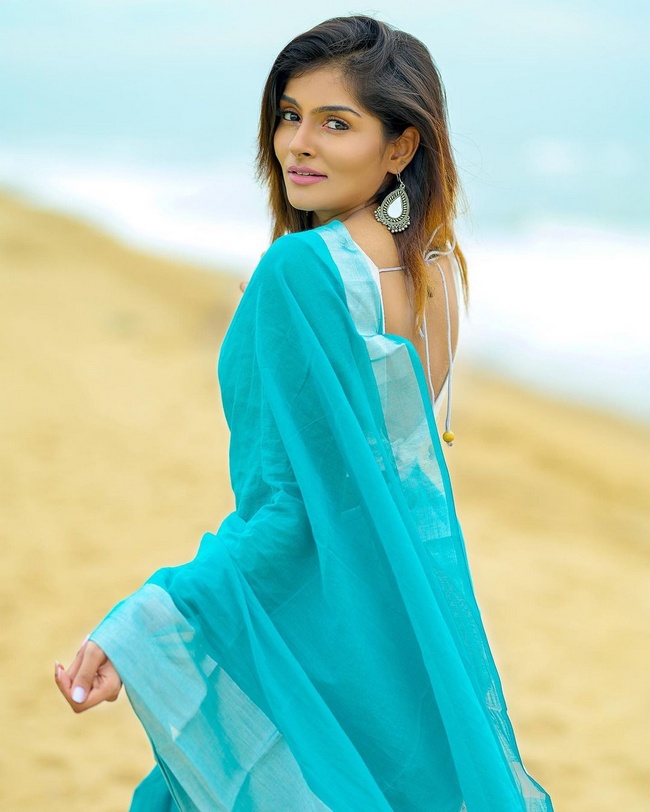 Subalakshmi Rangan is Awesome Looks In a Saree