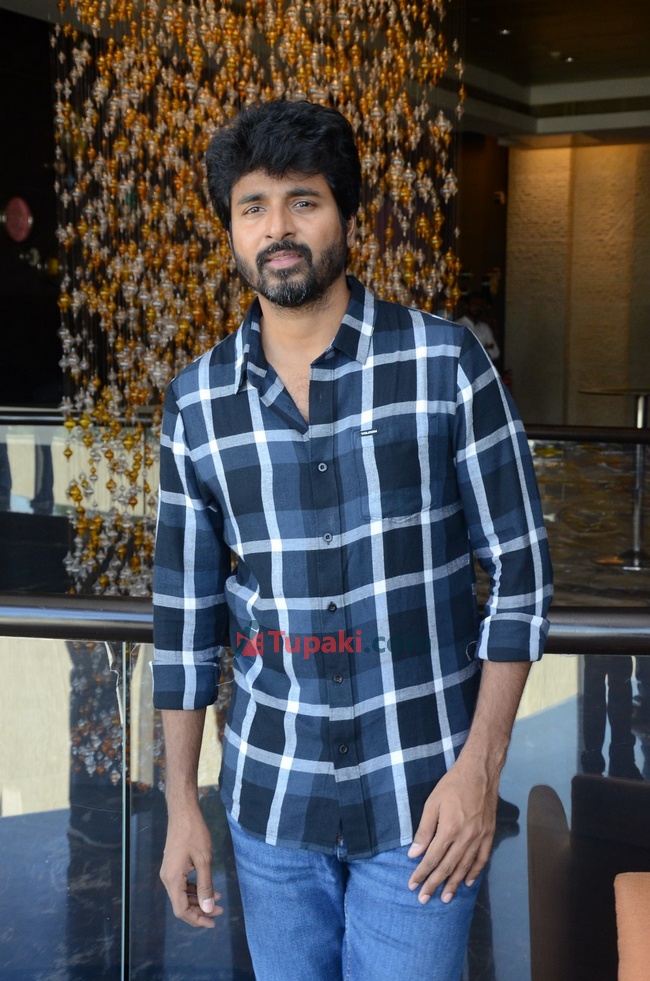 Hero Shiva Kartikeyan Interview Pics