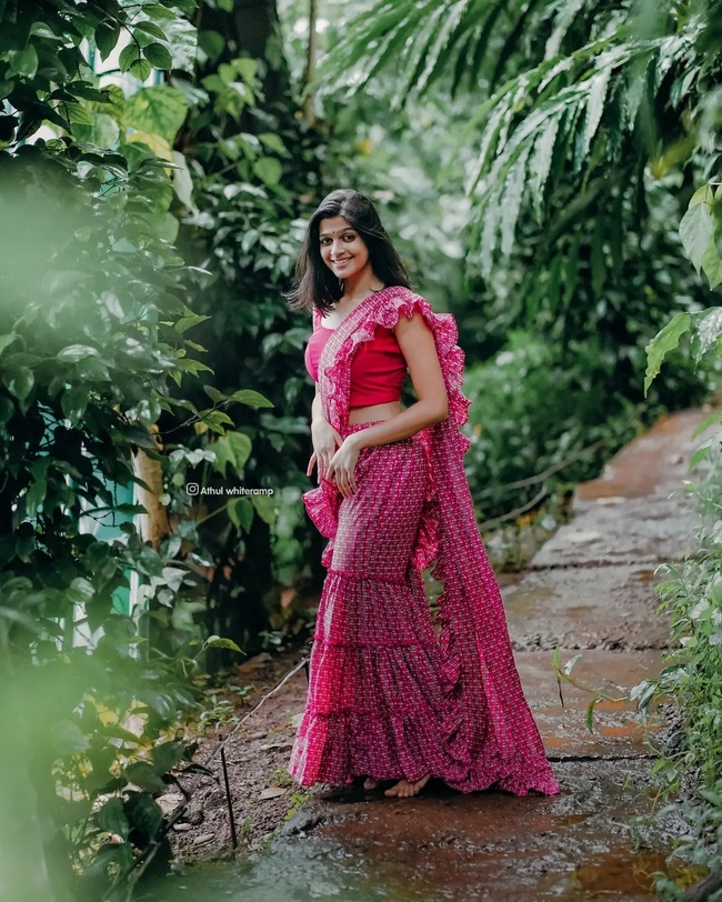 Ananthika Sanilkumar Latest Gallery - Photogallery - Page 1