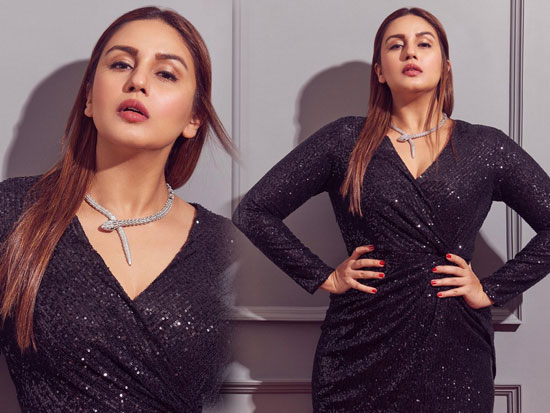Huma S Qureshi Looks Pretty in Shiny BLack Dress