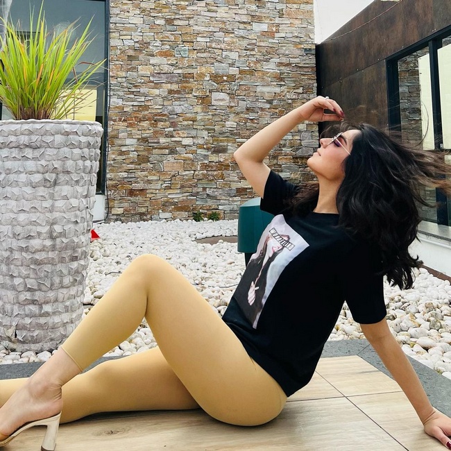 sidhika sharma interview