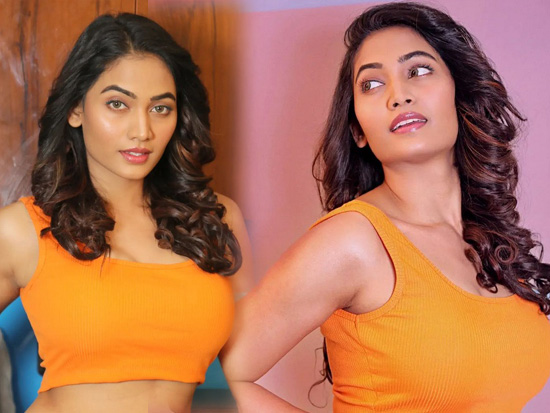 Spandana Palli Delightful Photoshoot in Ethnicwear