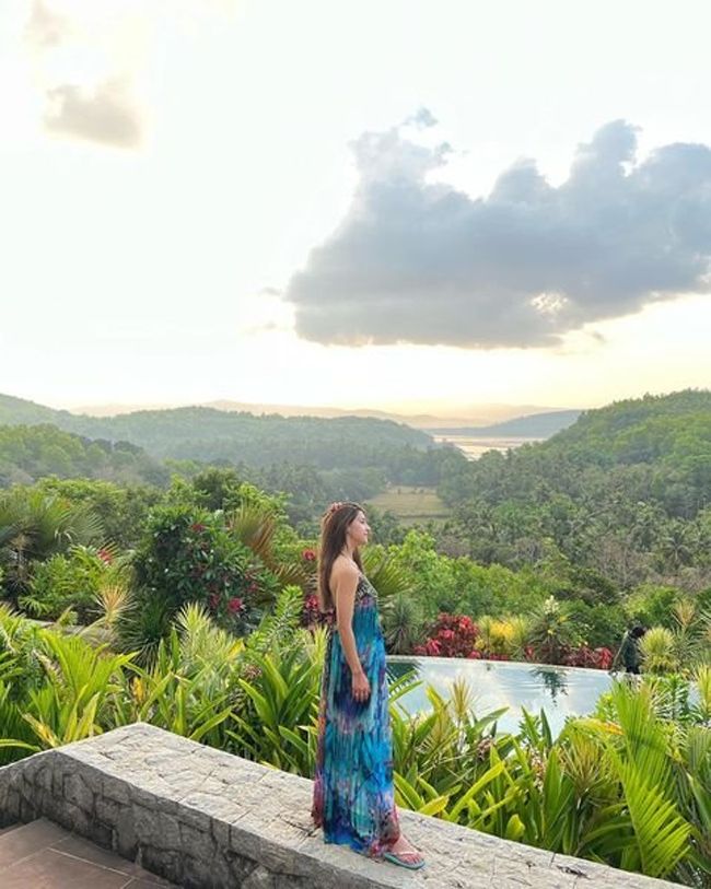 Mehreen Pirzadaa Latest Insta Pics