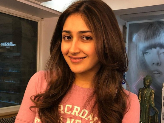 Cute And Adorable Looks Of Sayyesha