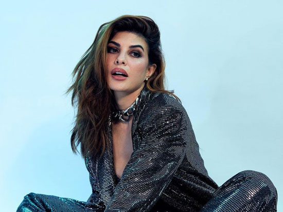Jacqueline Fernandez Raises Heat In A Stylish Black Outfit