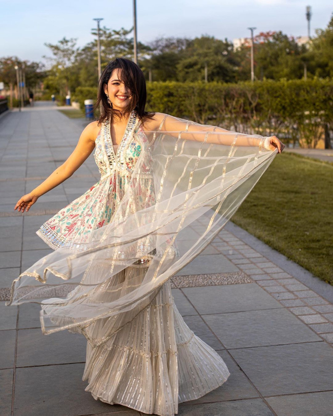 Beautiful Shirley Setia In Saree - Photogallery - Page 10