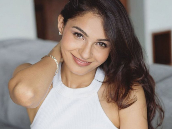 AppealingLooks Of Andrea Jeremiah In White