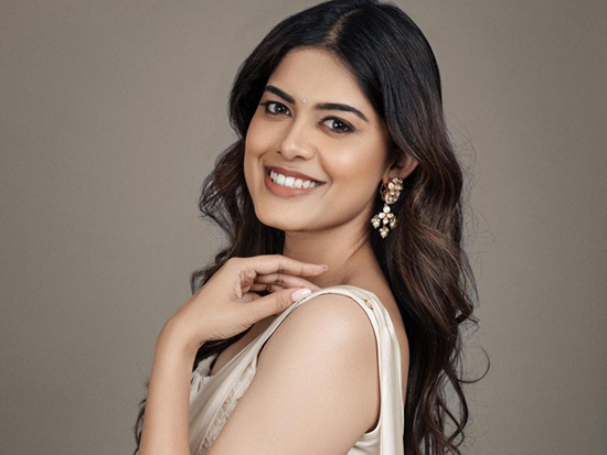 Delightful Looks Of Asha Bhat