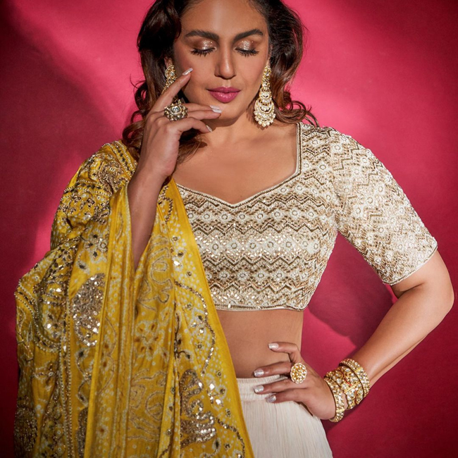 Ravishing Looks Of Huma Qureshi In Black