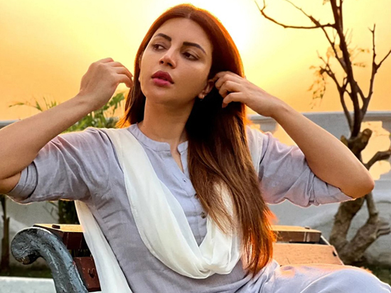 Latest Insta Pics Of Shama Sikander