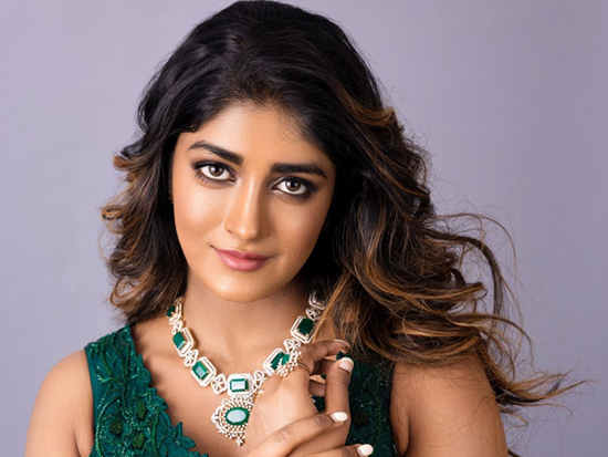 Dazzling Photoshoot Of Dimple Hayathi In Royal Green