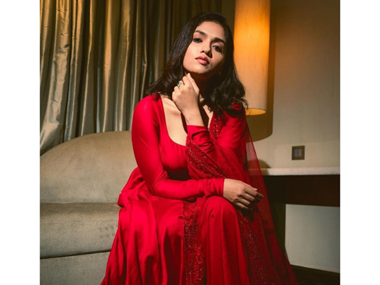 Gorgeous Looks Of Sunaina