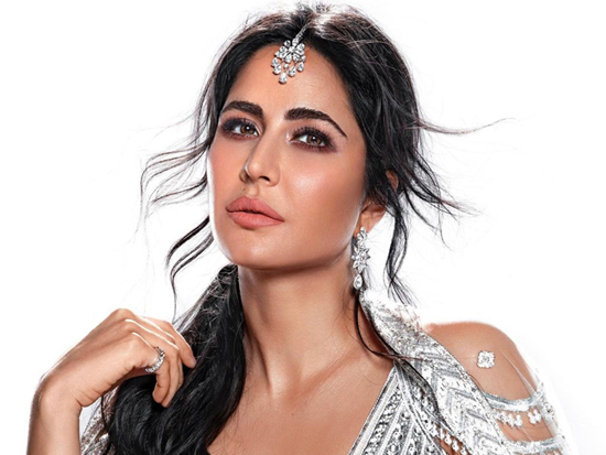 Katrina Kaif Angelic Looks In Designer Outfit