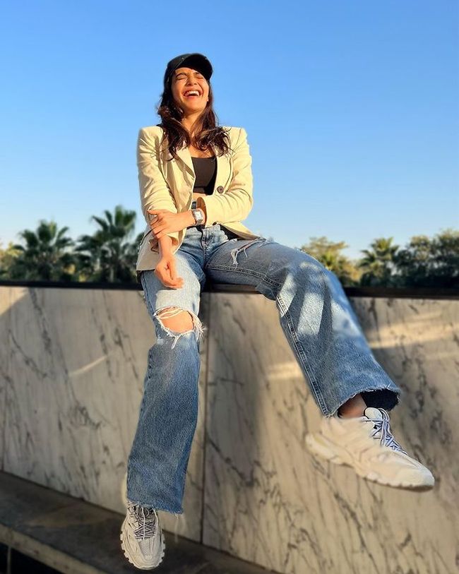 Latest Insta Pics Of Karishma Tanna