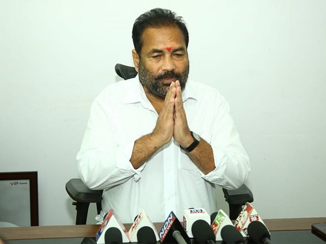 కోటం రెడ్డి ఇక మాజీ వైసీపీ నేత...కొత్త ఇంచార్జి విజయ్ కుమార్ రెడ్డి...?