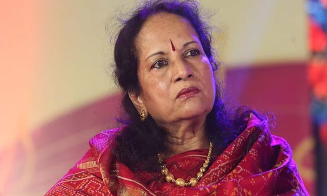 సింగర్ వాణీ జయరామ్ మృతిపై అనుమానాలు..!