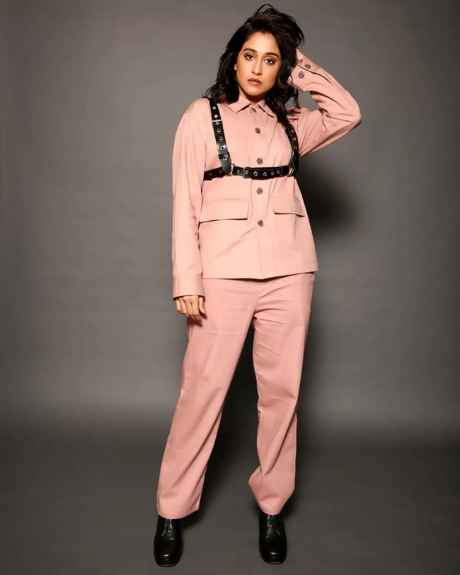 Ravishing Looks Of Regina Cassandra In Black