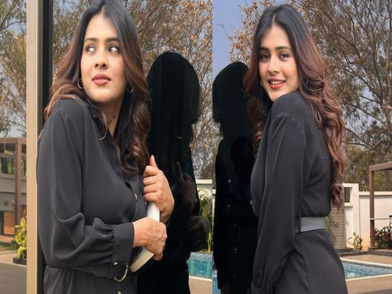 Staggering Poses Of Hebah Patel In Black