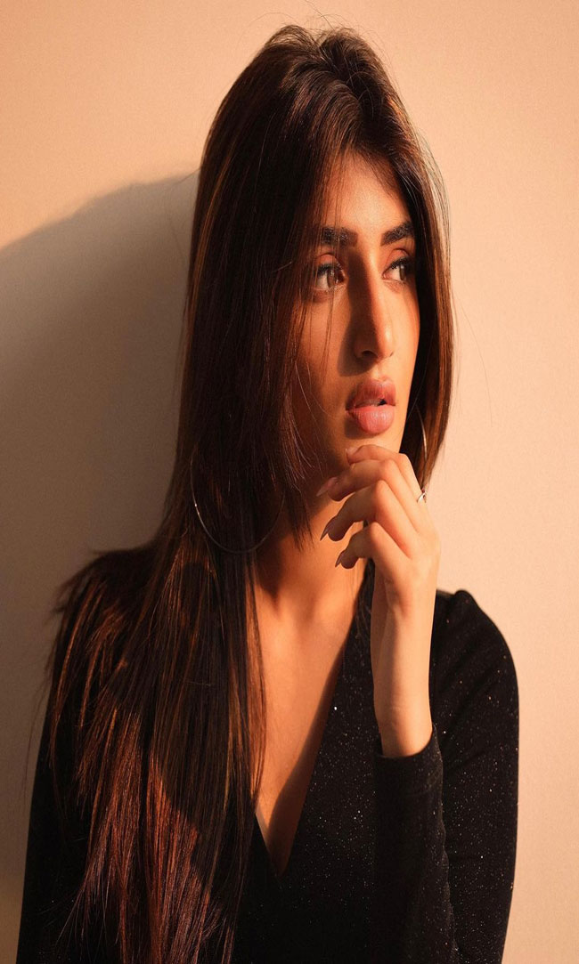 'Sitara' Chanting Sreeleela Mantra!