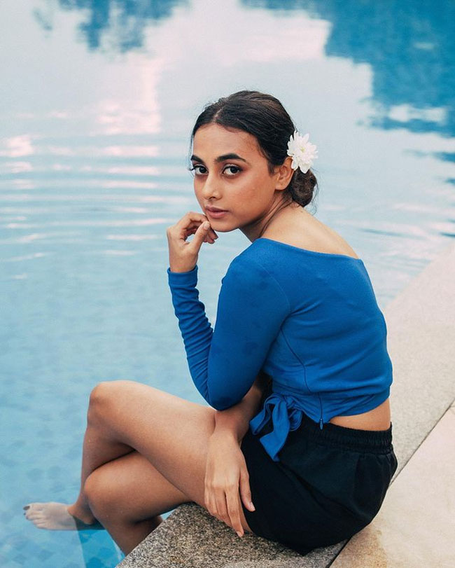 Cute n Adorable Pics Of Aneesha Dama