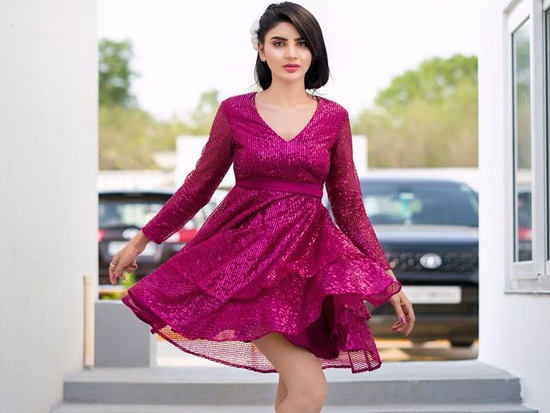 Vivacious Looks Of Jabardasth Varsha In Shiny Outfit