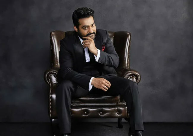 తారక్ డిజిటల్ ప్లాన్ వేశాడా?