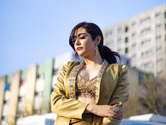 Staggering Poses Of Jonita Gandhi