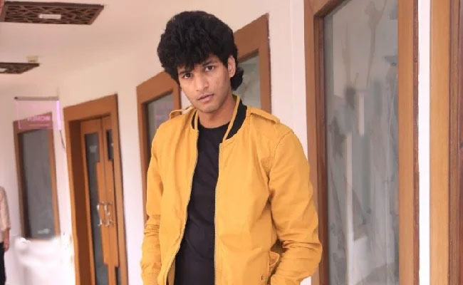 ఇంట‌ర్ డ్యూసింగ్ చంద్ర‌హాస్ ఏమ‌య్యాడు?