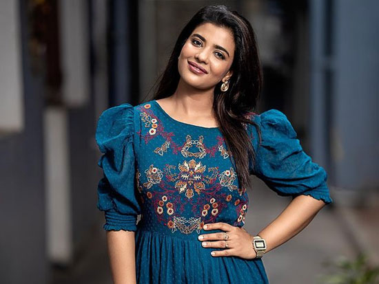 Casual Yet Delightful Looks Of Aishwarya Rajesh