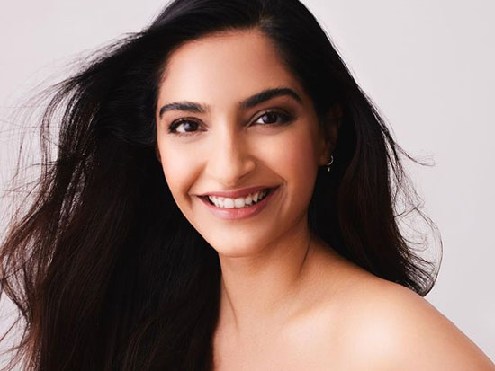 Dazzling Photoshoot Of Sonam Kapoor