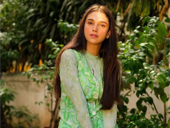 Delightful Looks Of Amazing Aditi Rao Hydari