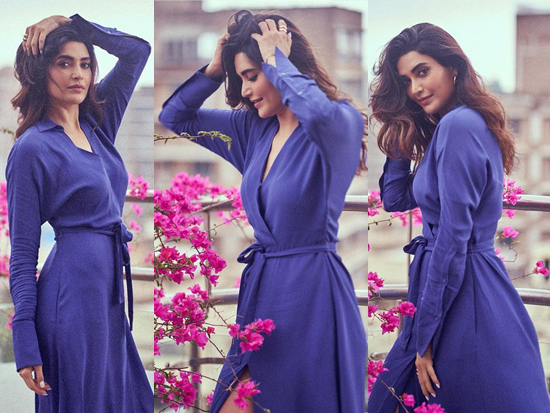 Spectacular Looks Of Karishma Tanna In Blue