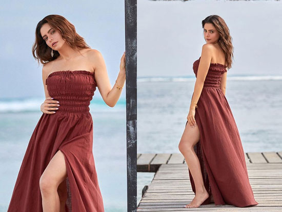 Staggering Poses of Aamna Sharif