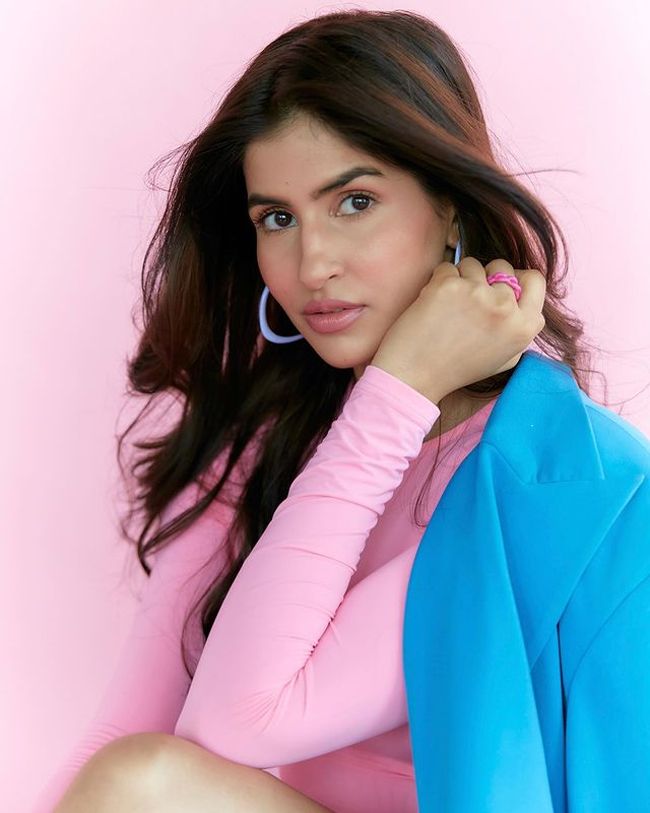 Stellar Clicks Of Sakshi Malik In Bikini