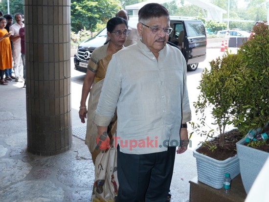 Allu arvind at Apollo hospital