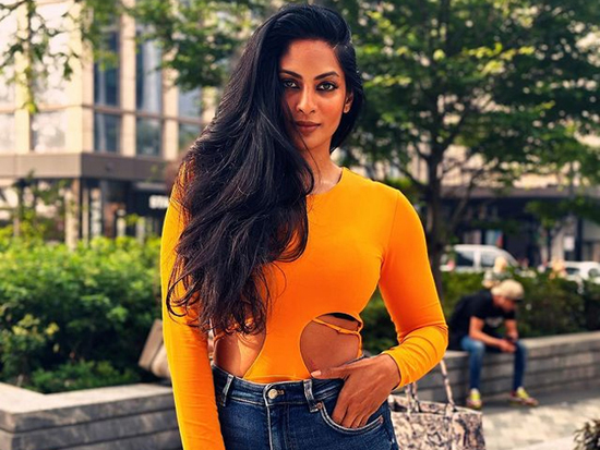 Stunning Looks Of Shriya Reddy In Orange